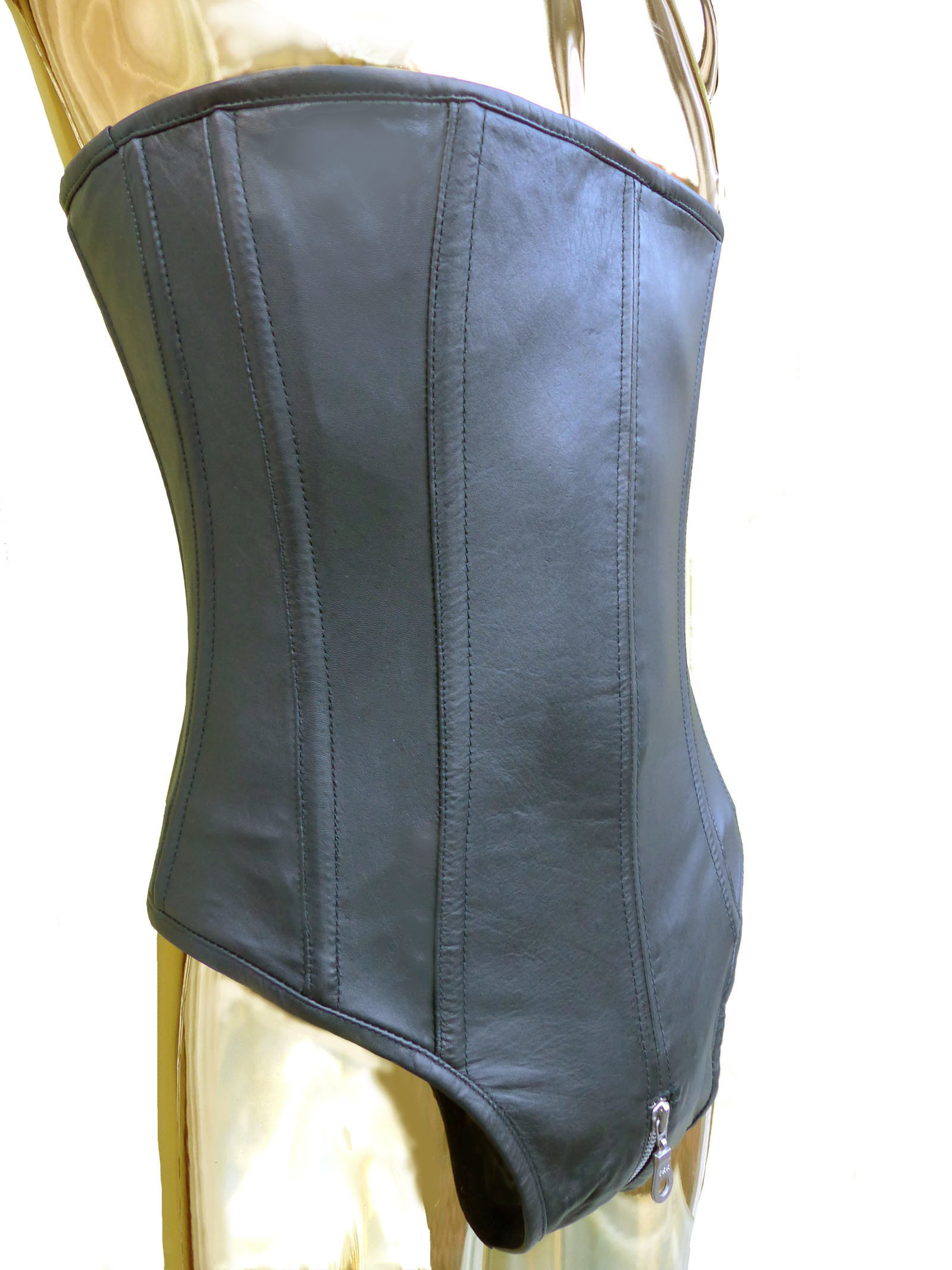 Corselet (corselette, black, girdle) - Social Shopping su VenireAlSodo.com